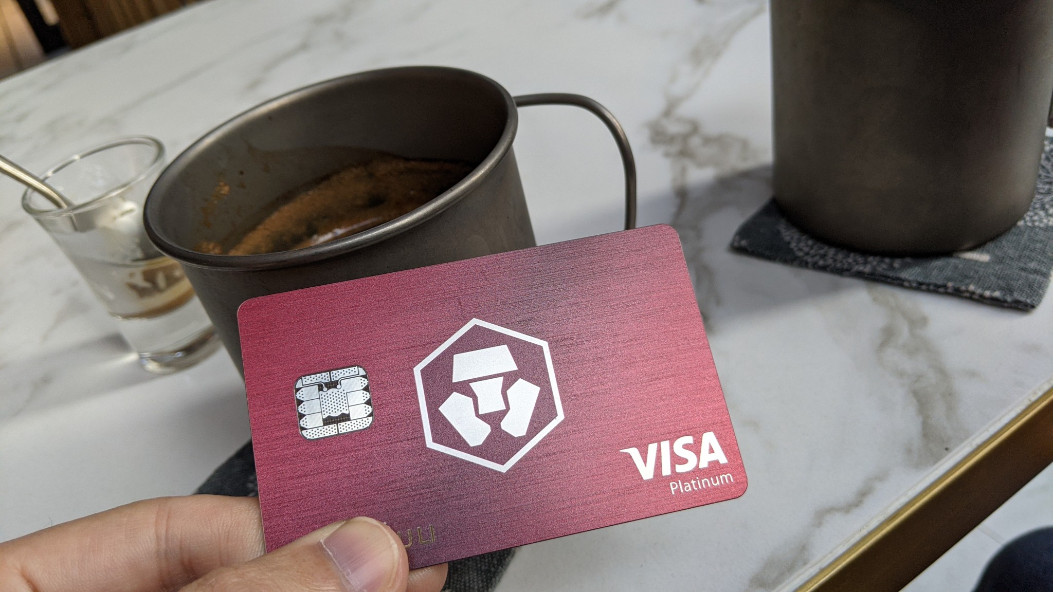 【CRO Visa Debit Card】用加密貨幣卡付款有手續費嗎? - i am Roger Li